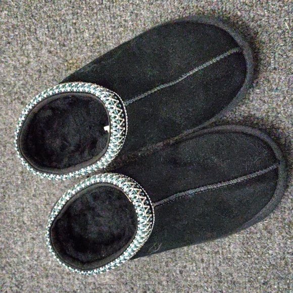 UGG | Shoes | Ugg Kids Black Slippers With Silver Trim | Poshmark